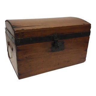 Vintage & Used Trunks | Chairish