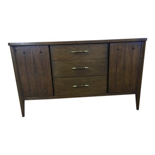 Vintage & Used Broyhill Furniture & Decor | Chairish