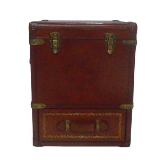 Vintage & Used Campaign Furniture, Decor & Art